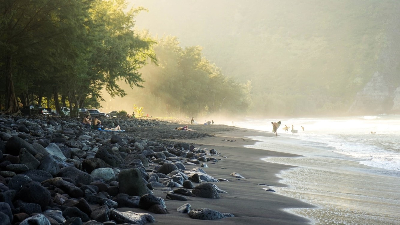 6 Black Sand Beaches on the Big Island That You'll Never Forget
